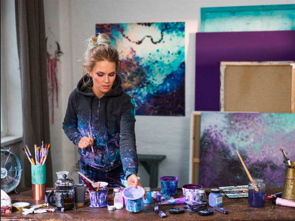 Emma-Lindstrom-for-Dr-Hauschka - Sonrisa